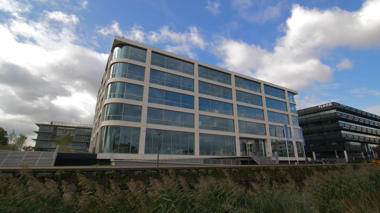 WICONA voorziet aluminium kozijnen voor het nieuwe gebouw van Danone